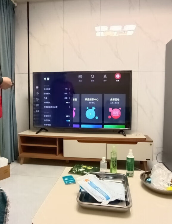 65英寸大电视有多香？看看KKTV你就知道了-JinMo之家